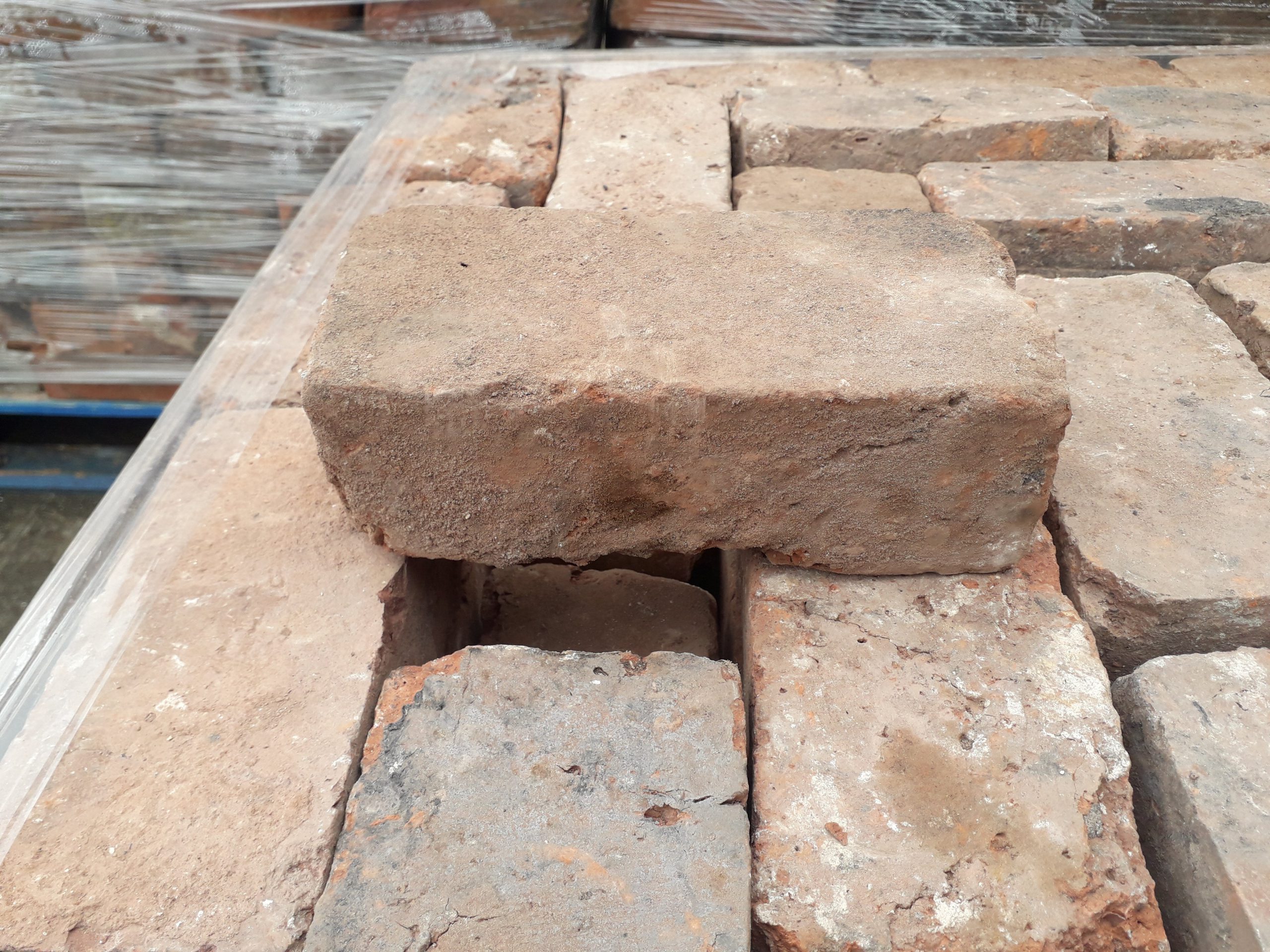 Reclaimed Handmade Cheshire Red Solid Bricks 3" Approx (Per 100 ...