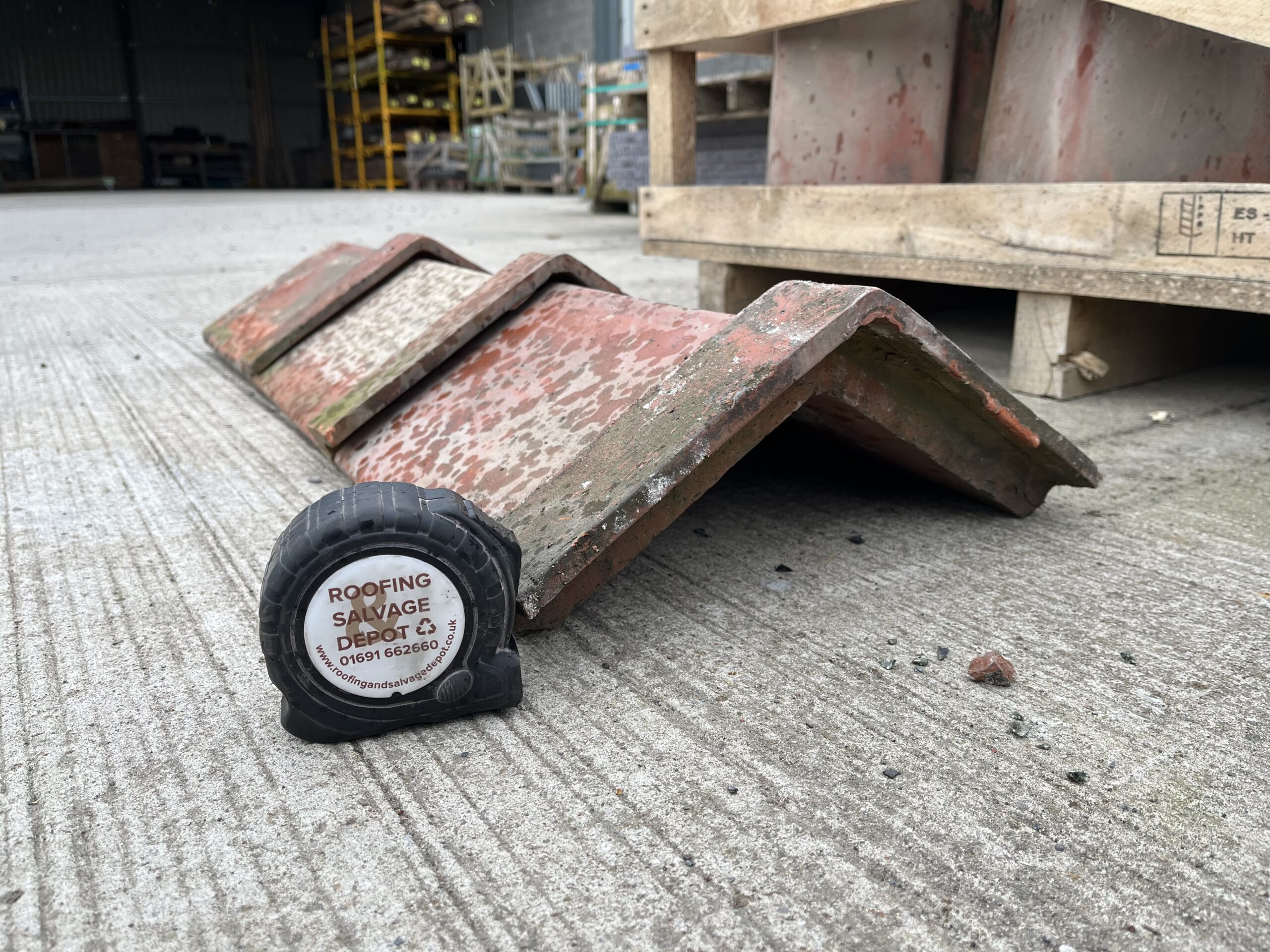 Reclaimed Batch of 119 -115° Dennis Ruabon Red Capped Angle Ridge Tiles ...