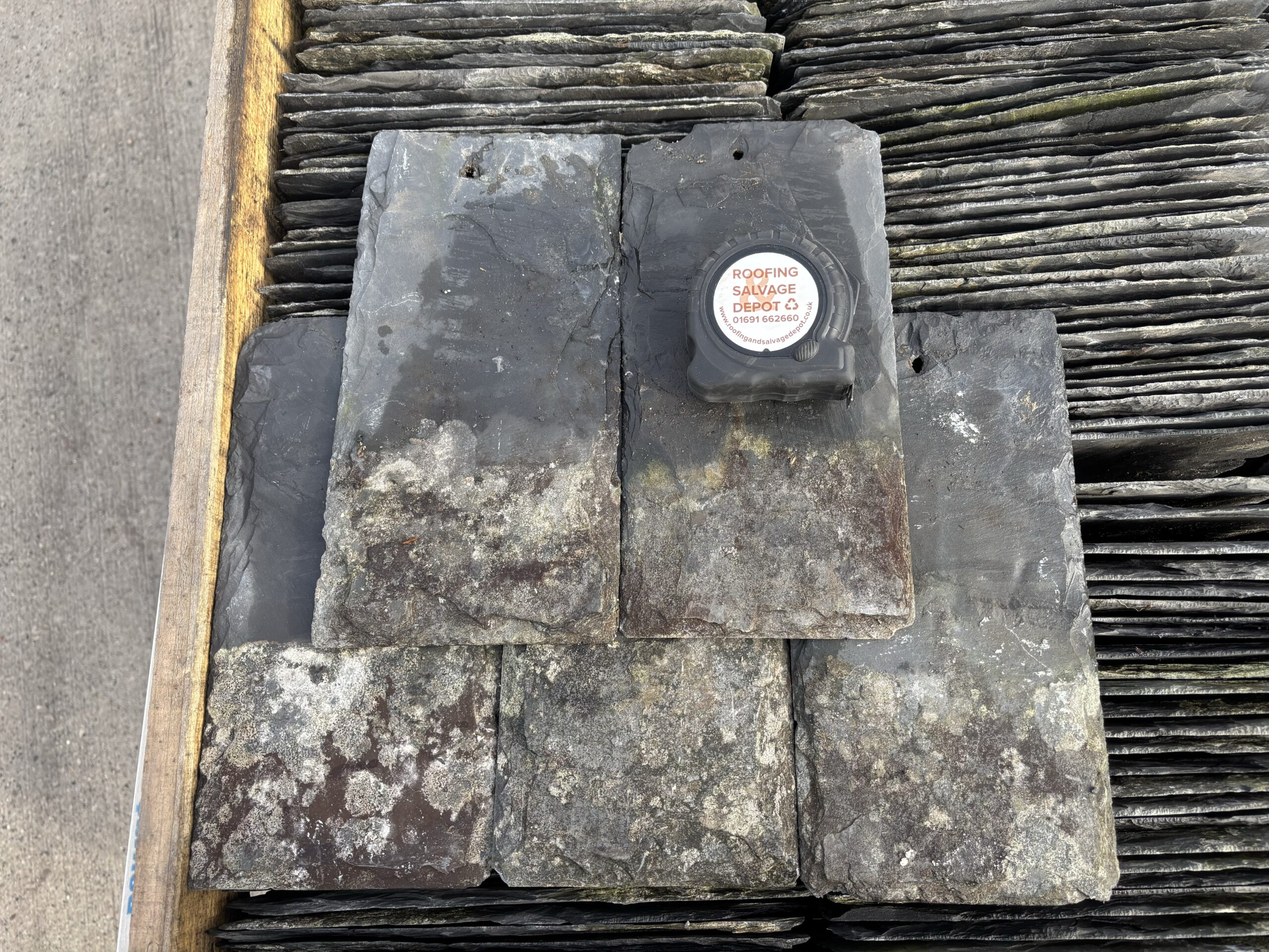 Batch Of 1120 Reclaimed Welsh Blue Grey 12" x 6" Slates - Roofing and ...