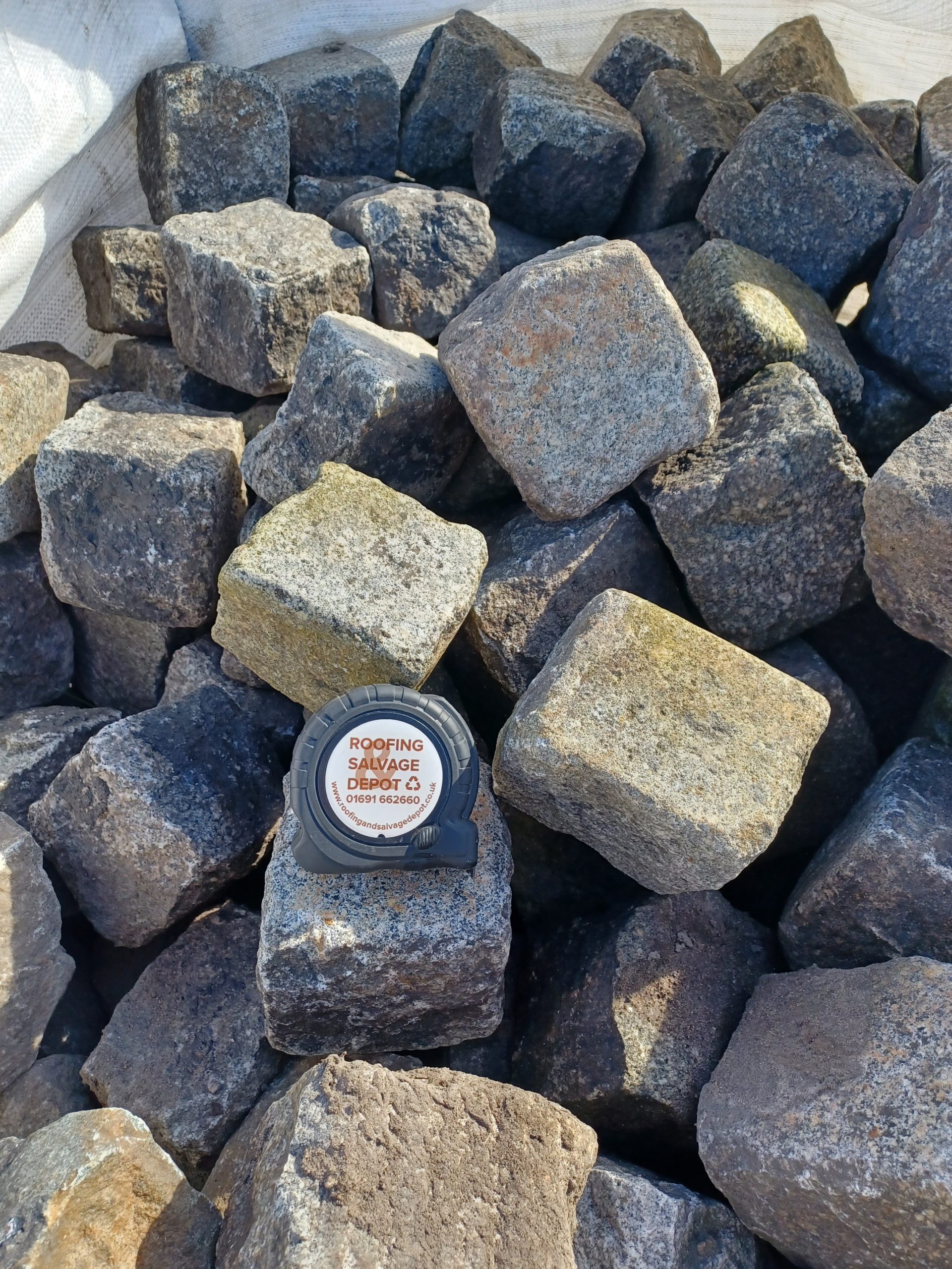 Reclaimed Granite 4” x 4” Granite Cubes Cobbles Per Bulk Bag - Roofing ...